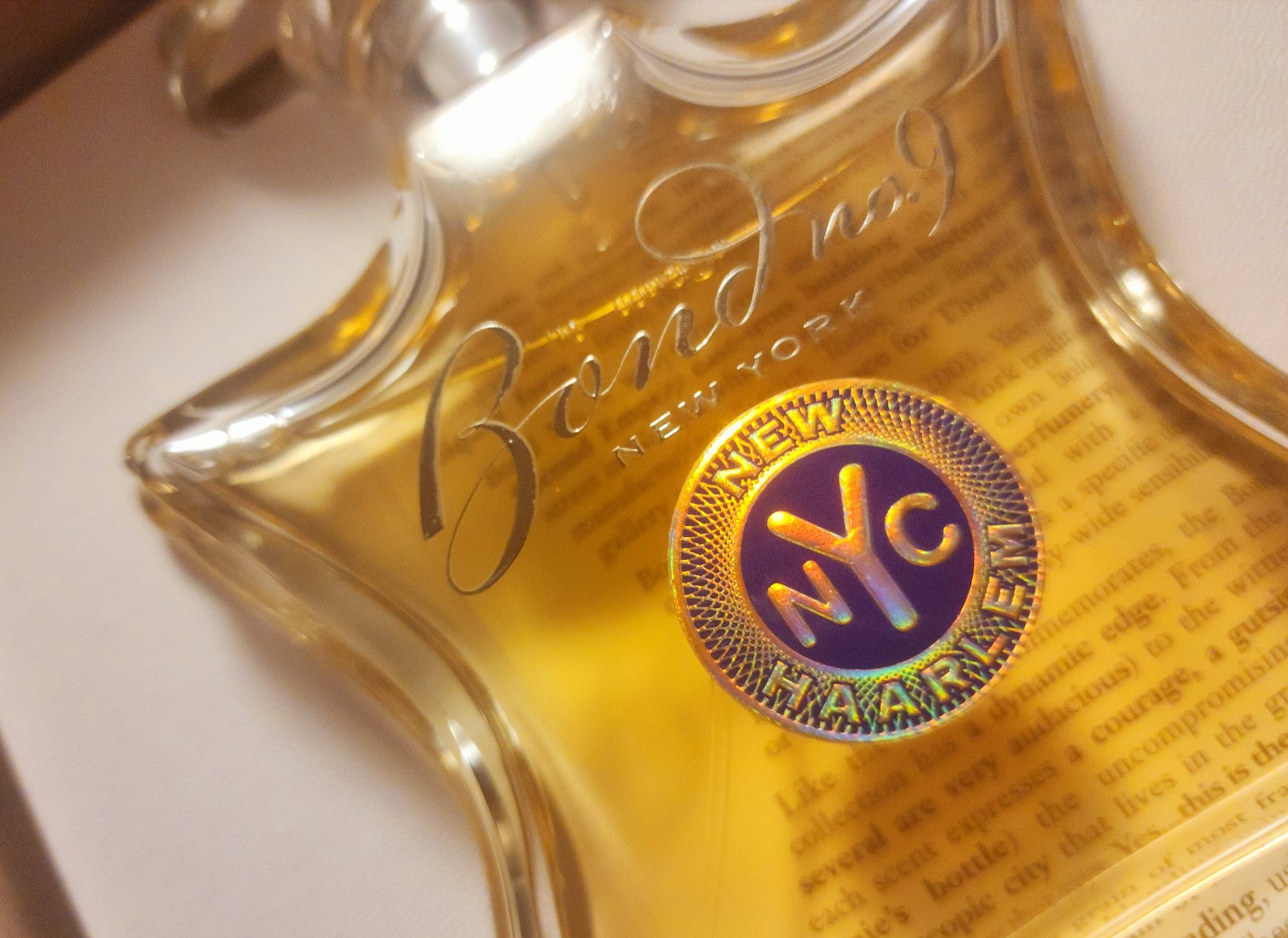 Best Bond No. 9 Perfume for Her and Him - Fragrance Familia – Fragrance ...